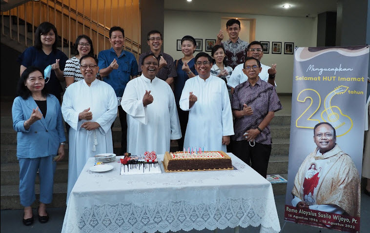 Rasa Syukur dan Haru Mengiringi Peringatan Ulang Tahun Imamat ke-26 ...