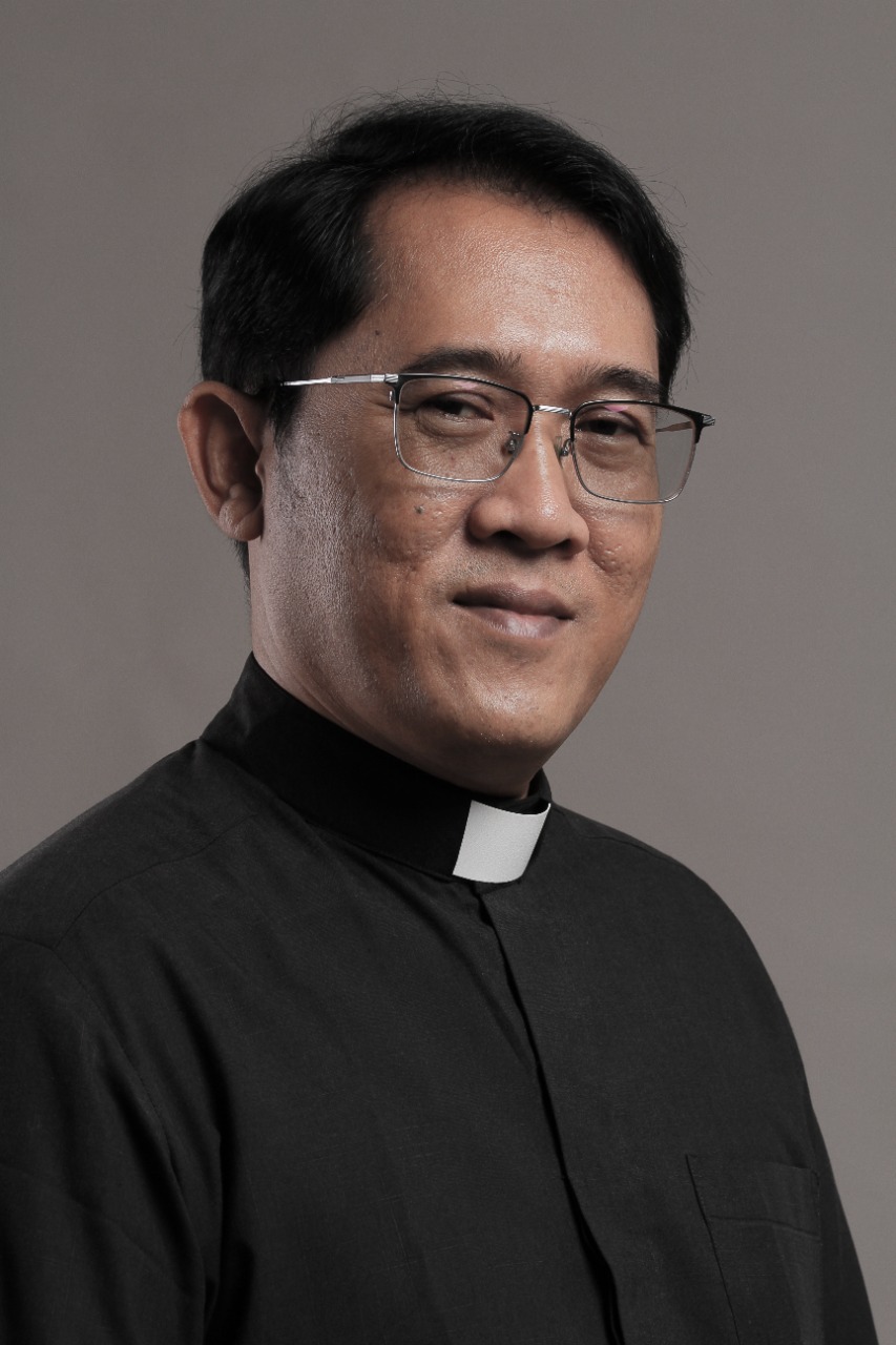 Romo Michael Wisnu Agung Pribadi, Pr - Paroki Pulo Gebang - KAJ